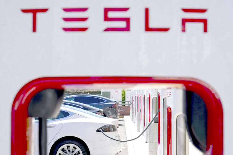 NHTSA seeks information on Tesla’s Autopilot recall | News, Sports ...